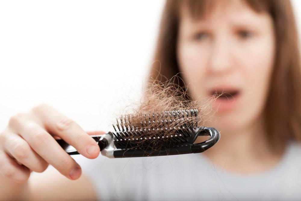 Facing hair loss? Here’s your complete guide to manage hair loss – Rthvi